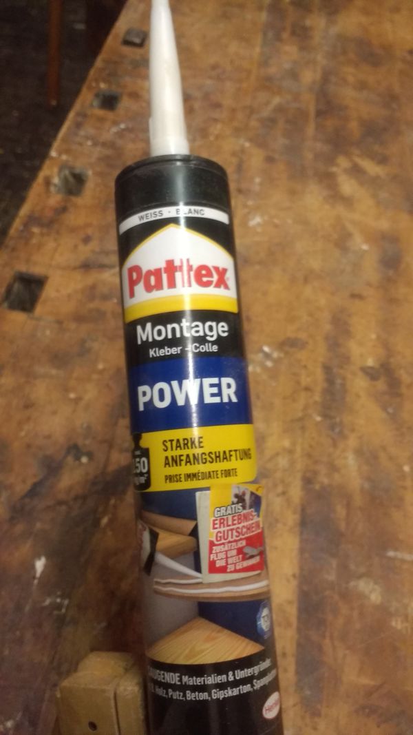 Material:Construction Glue - CoMakingSpace Wiki